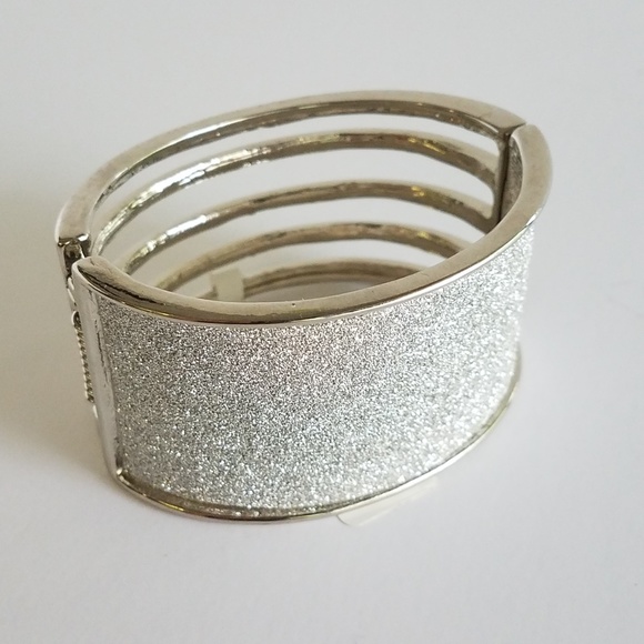 Versona | Jewelry | Silver Tone Versona Hinge Bracelet | Poshmark
